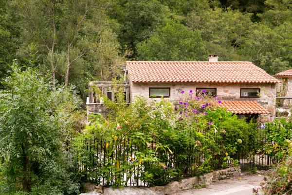 La Encantadora Casa Del Río De Caldas De Reis. - Galicia