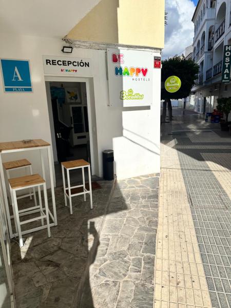 Be Happy Hostel - Frigiliana