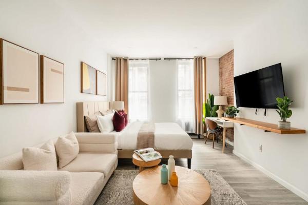 240-10 New Modern Studio Ues W&d - Edgewater, NJ