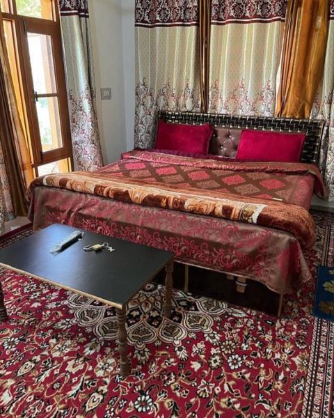 Sakura Guesthouse - 斯里納加爾