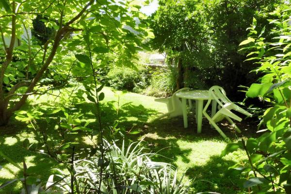 Homerez - Beautiful Apartment With Sea View And Garden - Combarro