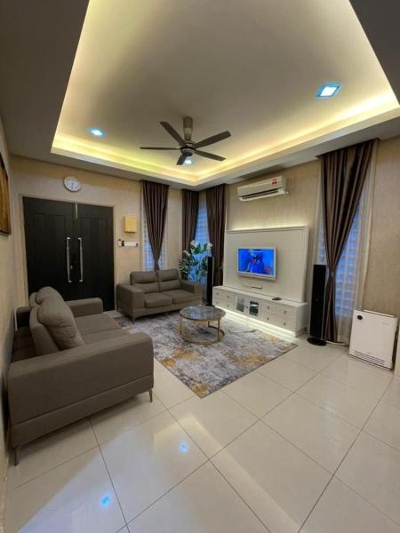 Aisy Q Homestay Musliim - Durian Tunggal