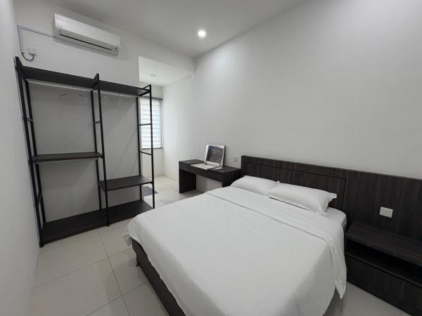 万里望 Menglembu Bestari Homestay - イポー