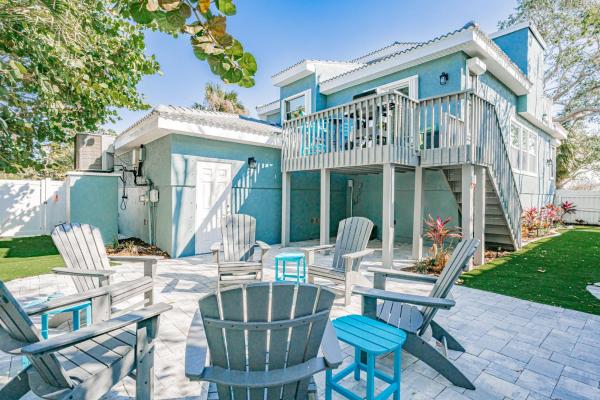 Shes A Shore Thing House - Madeira Beach, FL