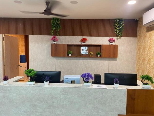 Maalyasa Hotel And Suites - Hyderabad