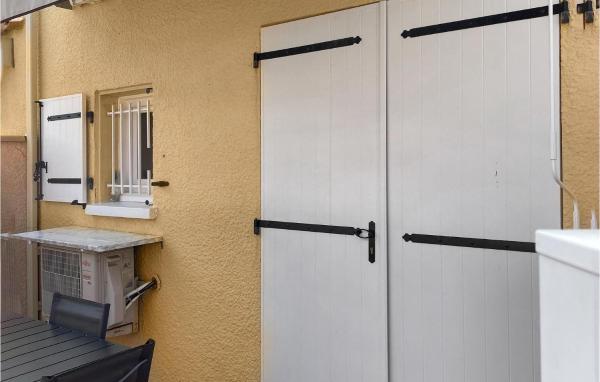 Cozy Home In Saint Pierre La Mer - Saint-Pierre-la-Mer