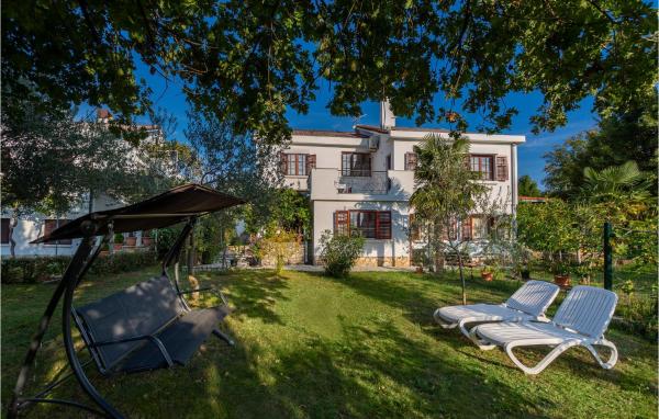 Cozy Apartment In Malinska With Kitchen - Njivice