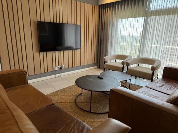 Modern Holiday Home - Pretoria