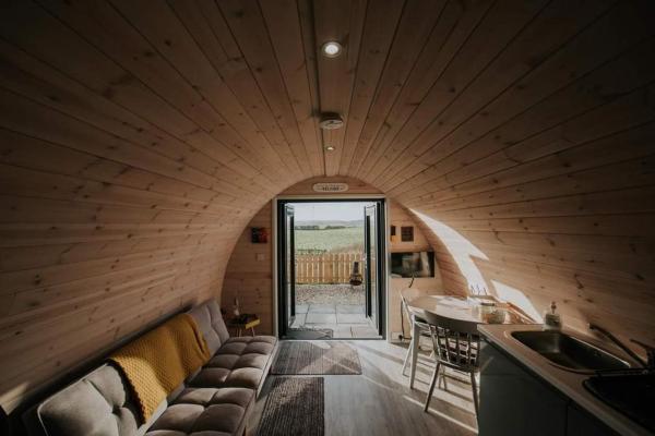 Ballyhemlin Pods 2 - Escocia