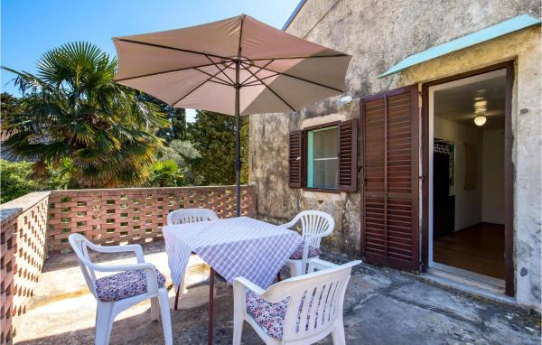 3 Bedroom Lovely Home In Nerezine - Nerezine