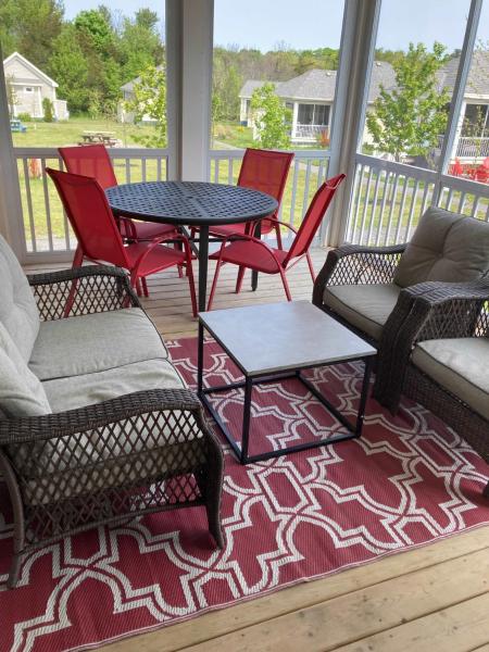 The Phoebe - 65 Butternut - Prince Edward County