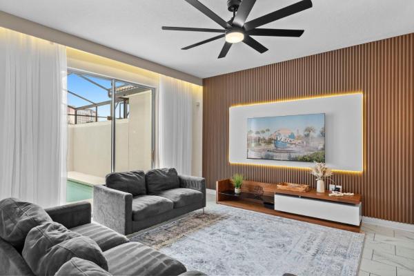 4 Bedrooms 3 Bathrooms Storey Lake 4829 Rc - Orlando