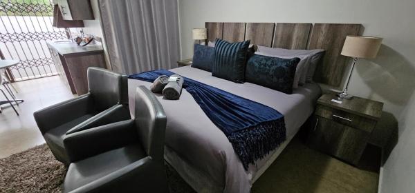 Blue Sparrow Guest House - Middelburg