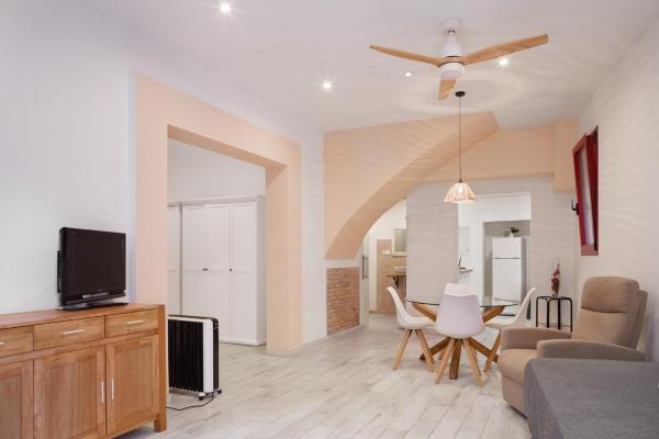 Loft Con Encanto En El Corazón Histórico De Peralada - Figueres