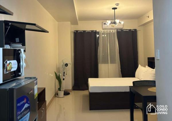 Studio Unit A5 With Balcony City View - Iloilo City