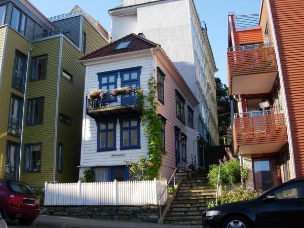 Historic Bergen House, Right In The Middle Of Everything! - Bergen