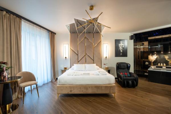 Spa Studio Z Jacuzzi, Fotel Do Masażu, Tv 85", Parking, Wiślane Tarasy - Krakow