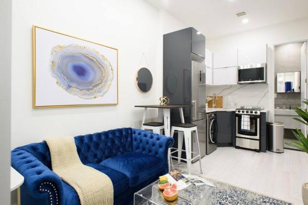 78-1d New Junior 1 Br Prime Ues- Wd In Unit - New York City