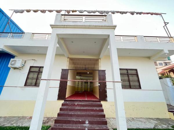 Hotel Jivbodh And Banquets - Varanasi