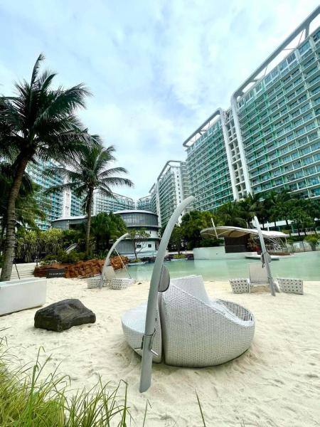 Serenescape Azure Staycation - Taguig