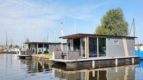 Houseboat Heeg 4 Persons - Sneek