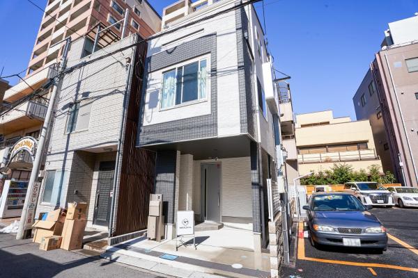 4 Minutes Walk From Kawaguchi Newly Built Three-story Single-family House With 78 Square Meters 18 Minutes By Train To Ueno - Koshigaya