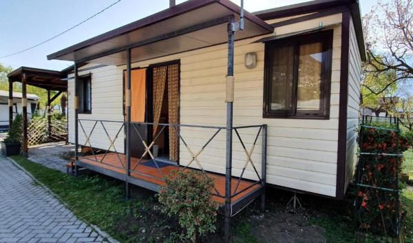 Camping Italia 90 Bungalow - Lac de Côme