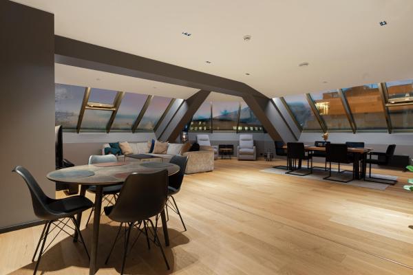 Arctic Homes - The Royal Palace - Tromsø