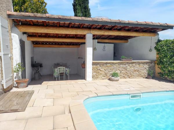Maison Avec Piscine Privée à Caromb, Idéale Pour Famille - Malaucène