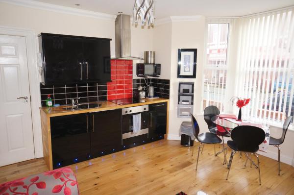 Pearl Apartment -