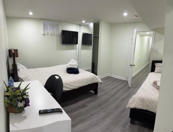 B02 Luxurious Suite - Toronto