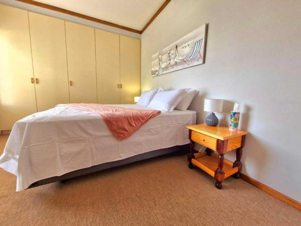 Self-catering 4 Bedroom House - Mossel Bay