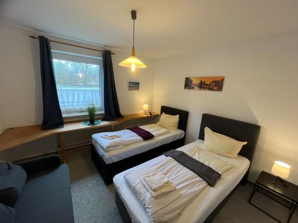 2-zimmer Monteurwohnung Mit Großem Balkon - Kiel