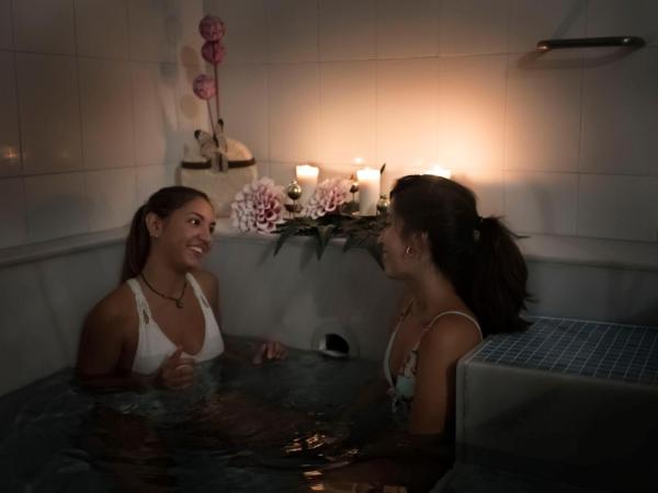 Baños Termales El Delfin - Mula