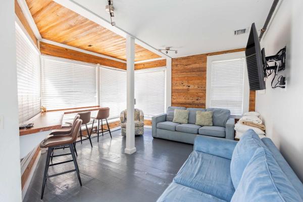 Commodore's Cove - Florida Keys