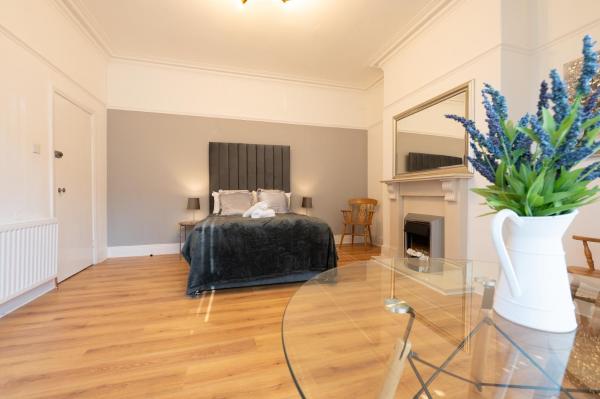 Wingrove 5 Bdrm Large House Free Parking And Wifi - Newcastle upon Tyne