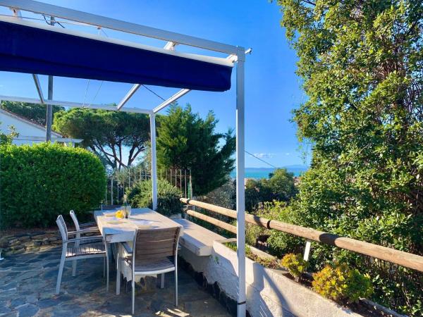 House In Roses With Waterfront Views - Cadaqués