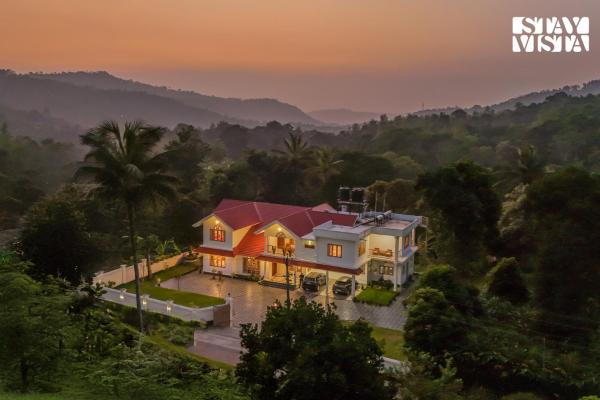 Stayvista At Spice Notes - Breakfast Included - Munnar