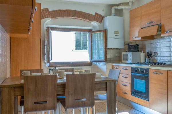 Boboli 4 Bedroom Apartment - Florence
