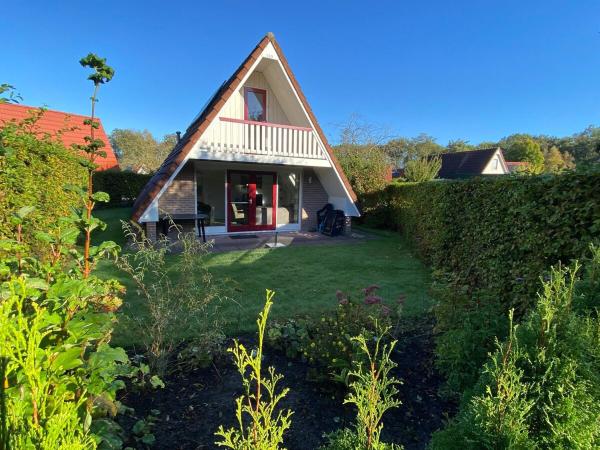 Grutto I Bungalow Met Gezellige Tuin - Nederland