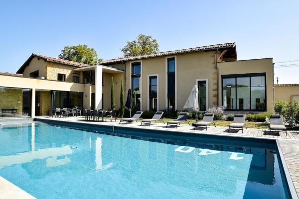 Villa Molinant, éVasion En Pierres Dorées - Bagnols