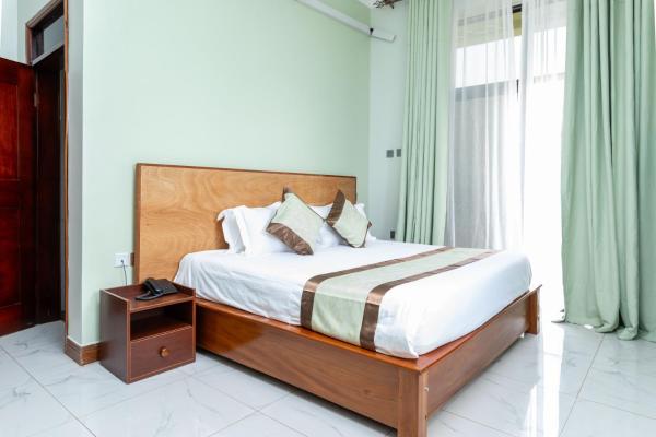 Ngabu Hotel - Uganda