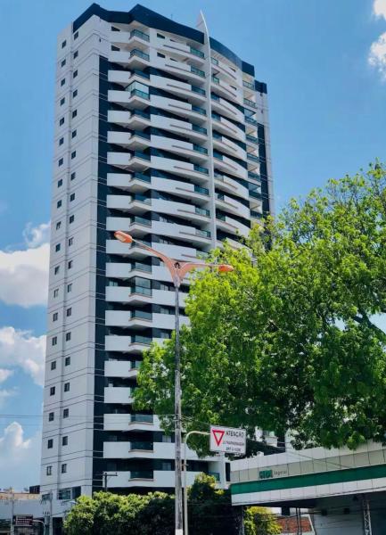 Ap 3q, Elegante E Funcional, Com Estacionamento - Belém, PA