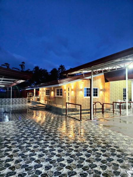 Jenessa's Bedsite, House, 90 Sqm, Aircon, Wifi, Netflix - Lanuza