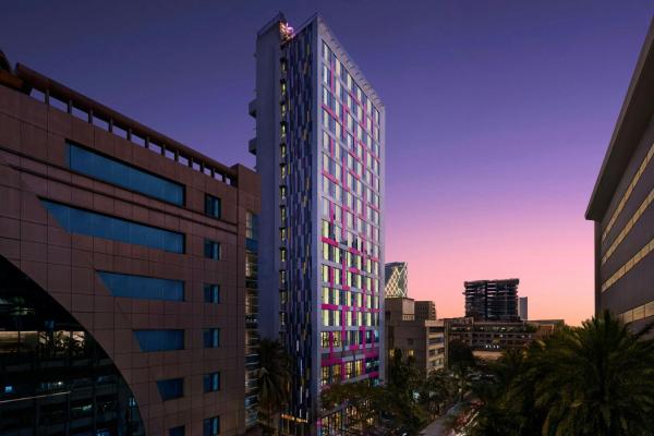 Moxy Mumbai Andheri West - Mumbai