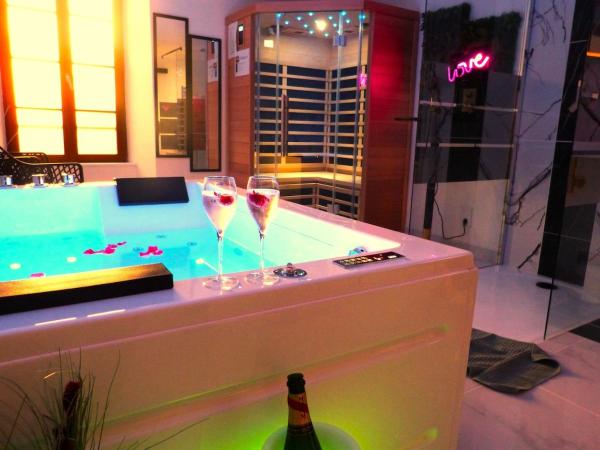 Le Triplex Romantique Balneo Duo Et Sauna - Ouistreham