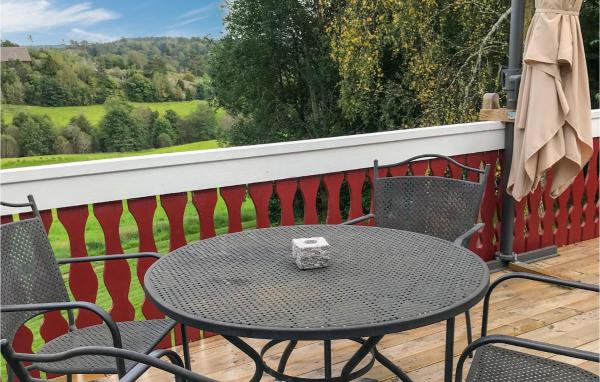 Awesome Home In Munkedal With Wifi - İsveç