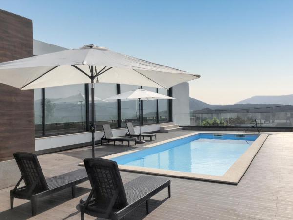 House With Private Pool In Cabeceiras De Basto - 250 M² - Ribeira de Pena