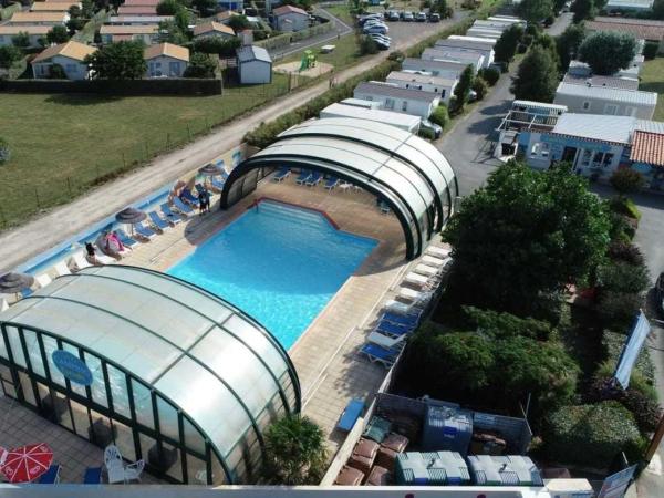 Camping 4 éToiles - Piscine - Eeebgi - Luçon