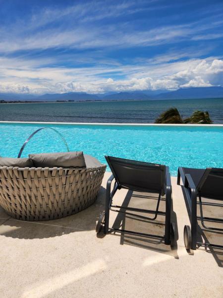 Beautiful 2bed 2bath Beach Apt In Cruz De Huanacaxt - Bucerías